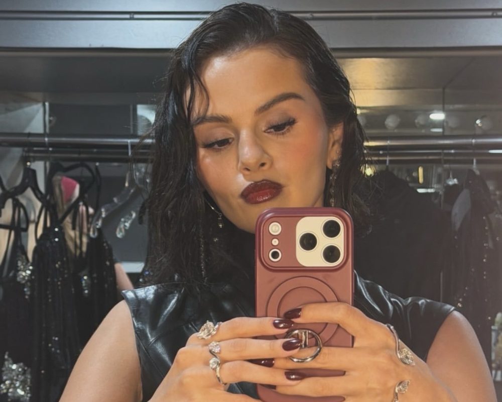 Selena Gomez Hints at Music Video for “In the Dark”