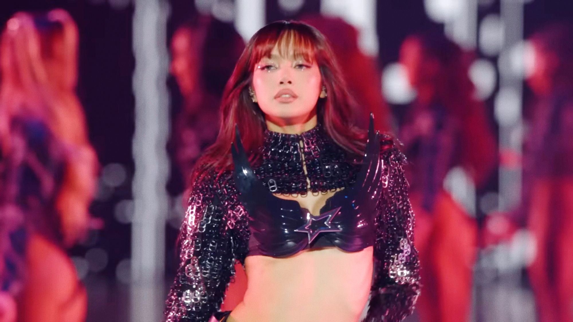 LISA Leads Victoria’s Secret Fashion Show 2025 Mentions